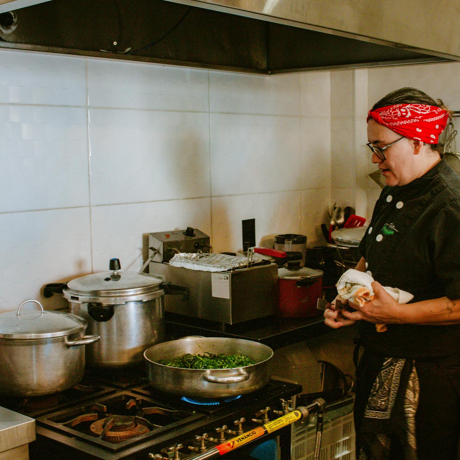 The Ultimate Guide to Choosing the Right Commercial Kitchen Equipment ...